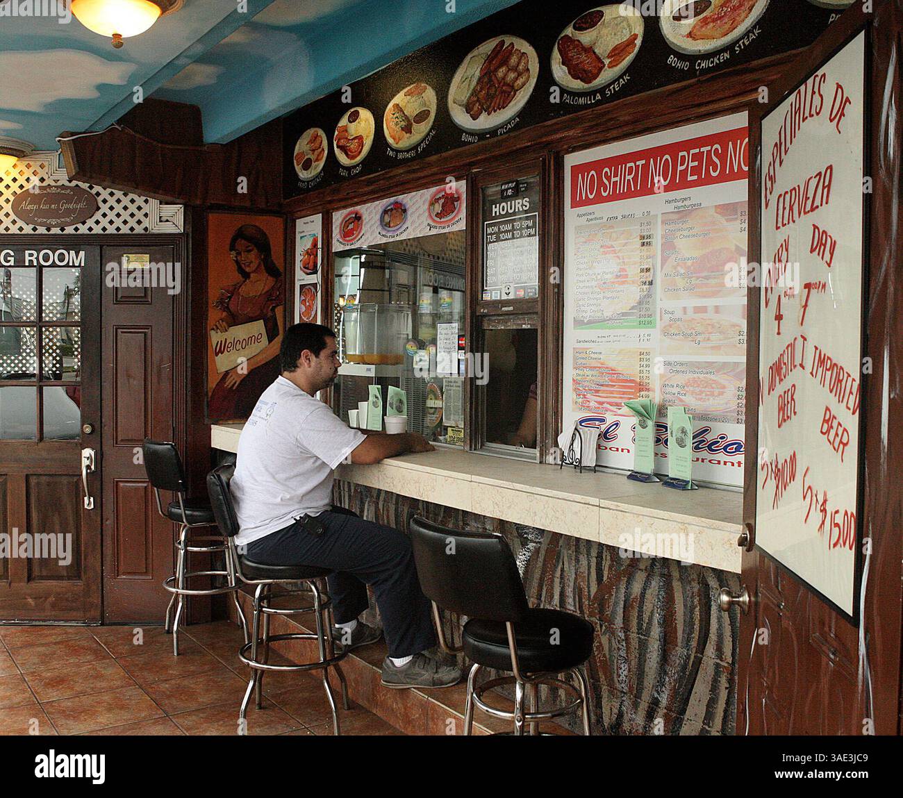 090508 Photo by Damon Higgins/The Palm Beach Post. - lantana - Front ...