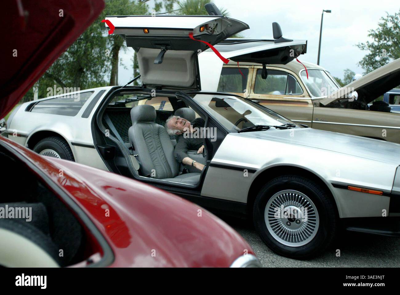 052408 tc met 4 cars Meghan McCarthy/The Palm Beach Post-0053407A ...