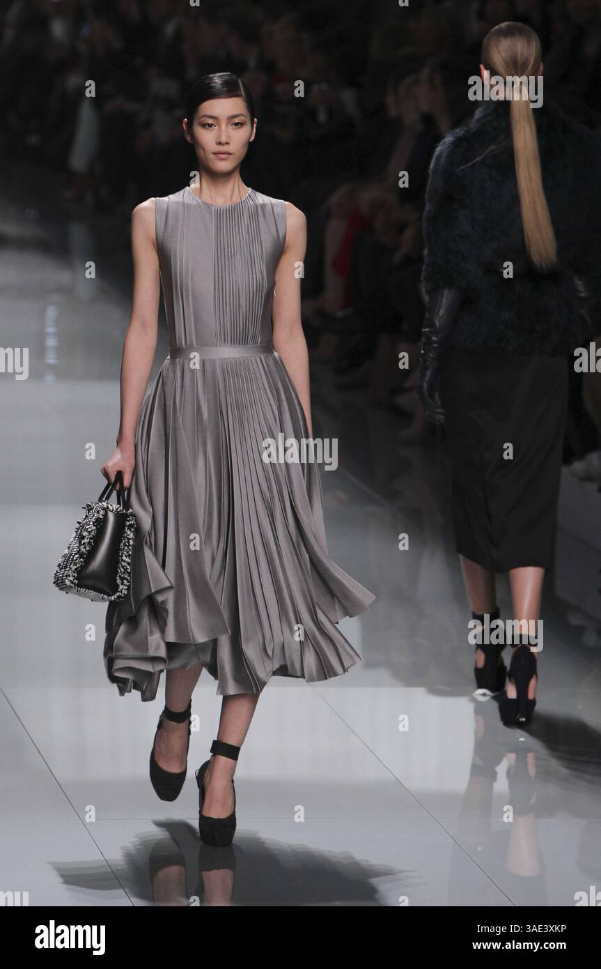 Modelos s hi-res stock photography and images - Alamy