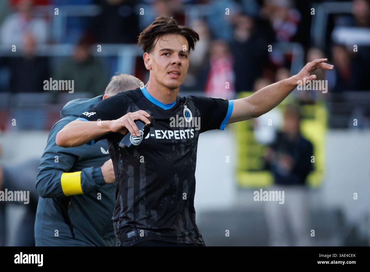 Antwerpen, Belgium. 06th Apr, 2025. Club's Ardon Jashari celebrates ...