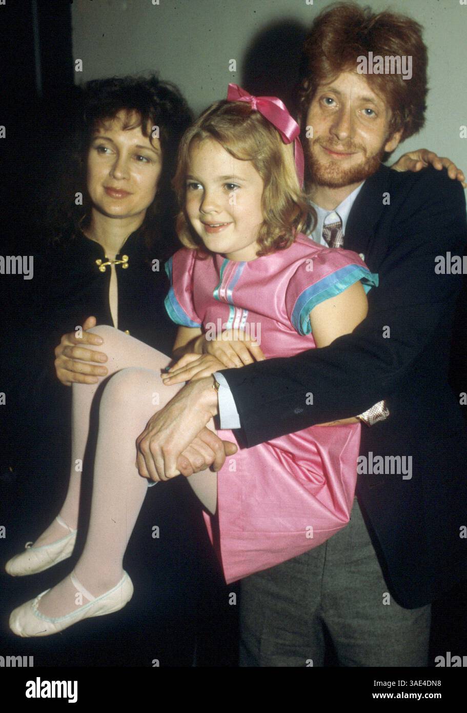 Jaid barrymore and drew barrymore hi-res stock photography and images ...