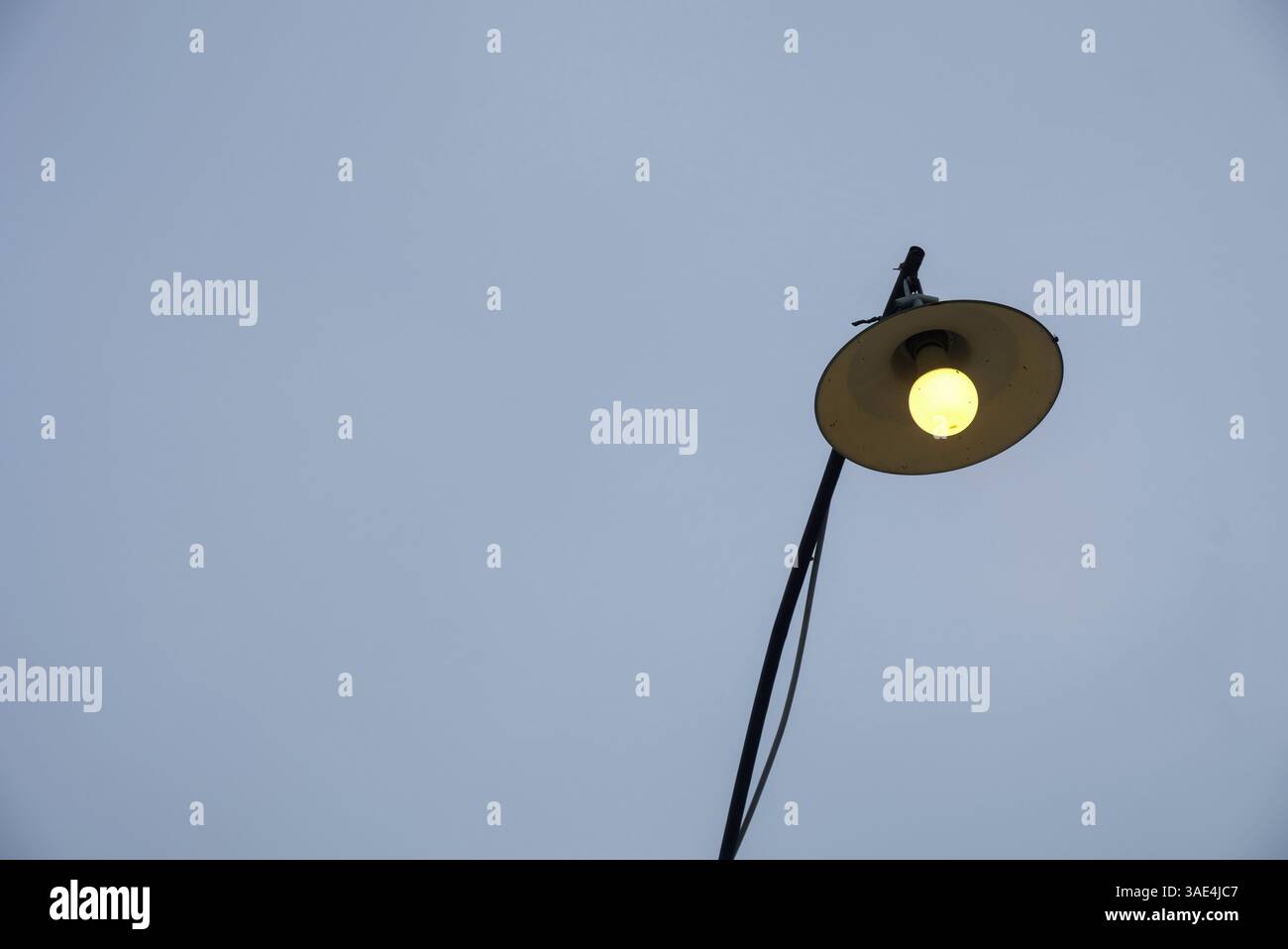 Close up photo of street lights Stock Photo - Alamy