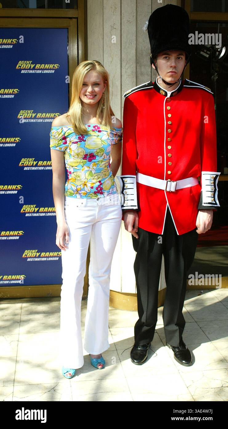 Mar 06, 2004; Westwood, CA, USA; Actress SARA PAXTON at the Agent Cody ...