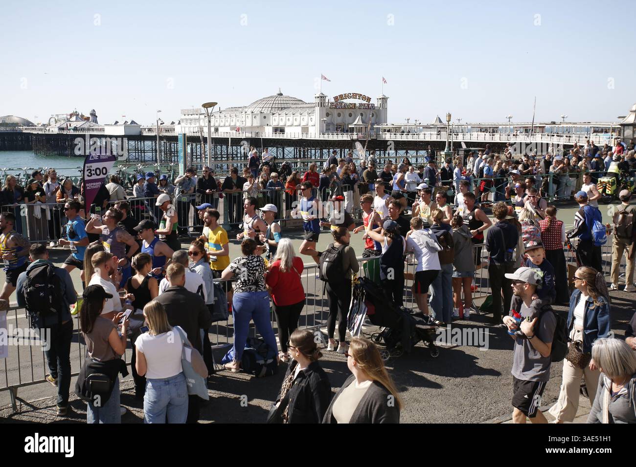 6th April 2025, Brighton, UK Brighton Annual Marathon Thousands of ...