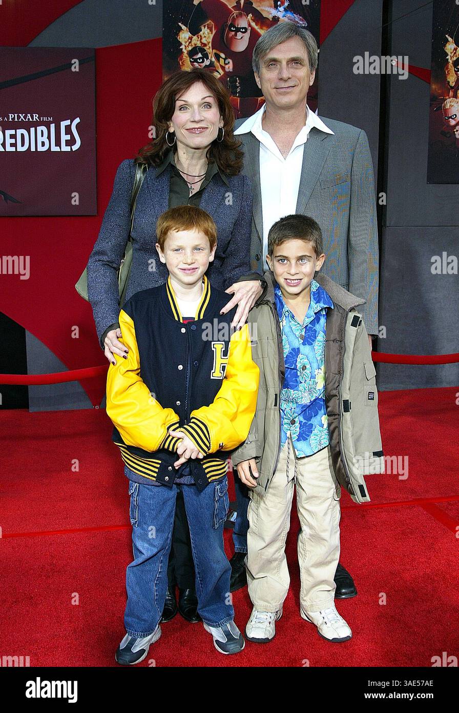 Oct 24, 2004; Hollywood, CA, USA; Actress MARILU HENNER and family at ...