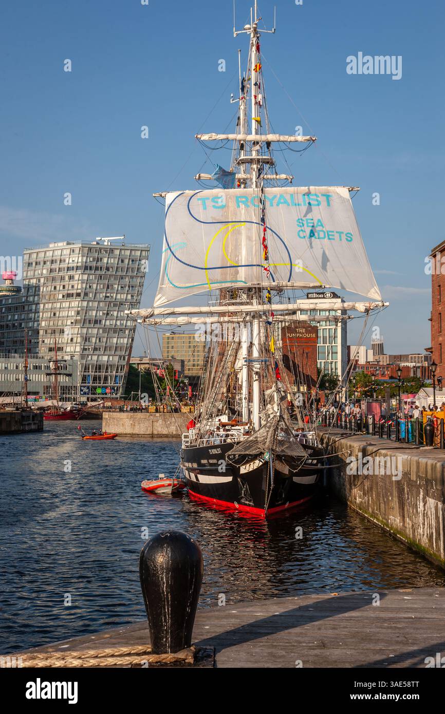 Ts royalist liverpool hi-res stock photography and images - Alamy