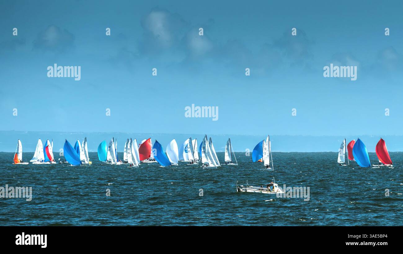 Dynamic race unfolds hi-res stock photography and images - Alamy