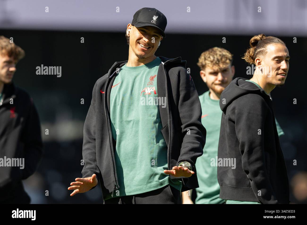Craven Cottage, Fulham, London, UK. 6th Apr, 2025. Premier League ...