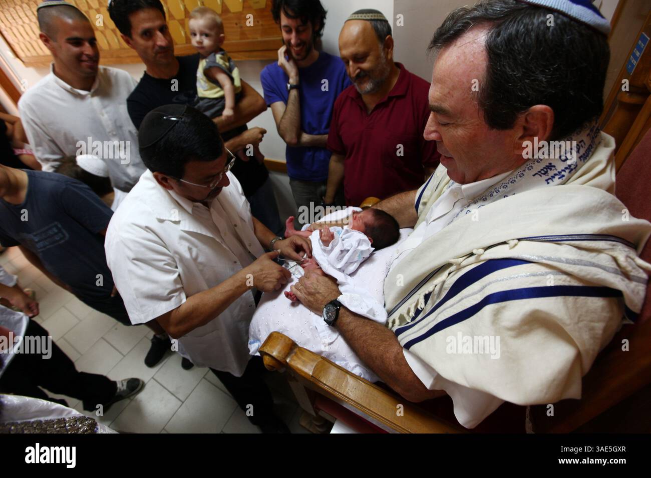 Circumcision baby hi-res stock photography and images - Alamy