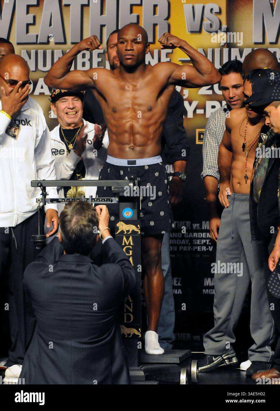 Sept. 18, 2009 – Las Vegas, Nevada, USA - Floyd Mayweather Jr, six-time ...