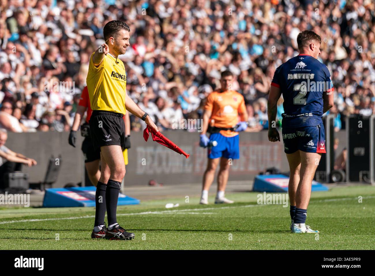 Hull, UK. 5th April 2025. Betfred Challenge Cup: Hull FC v Hull KR ...