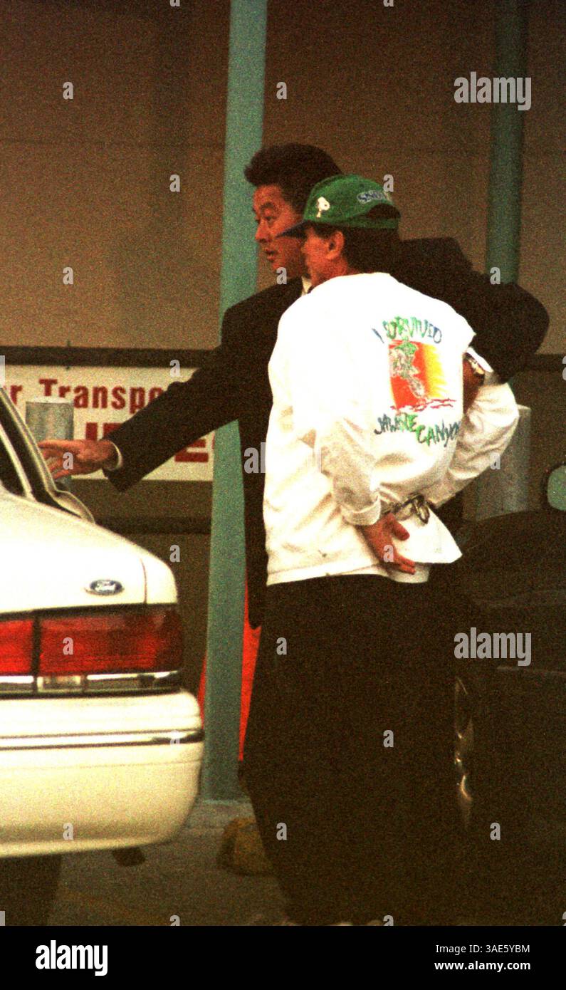 Apr 18, 2002; Los Angeles, CA, USA; Actor ROBERT BLAKE is arrested and ...