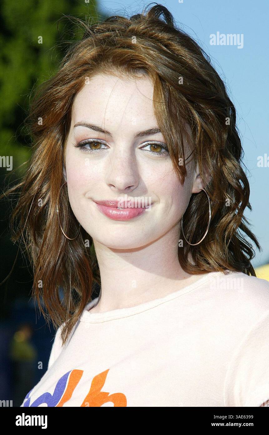 Aug 08, 2004; Universal City, CA, USA; Actress ANNE HATHAWAY at the ...