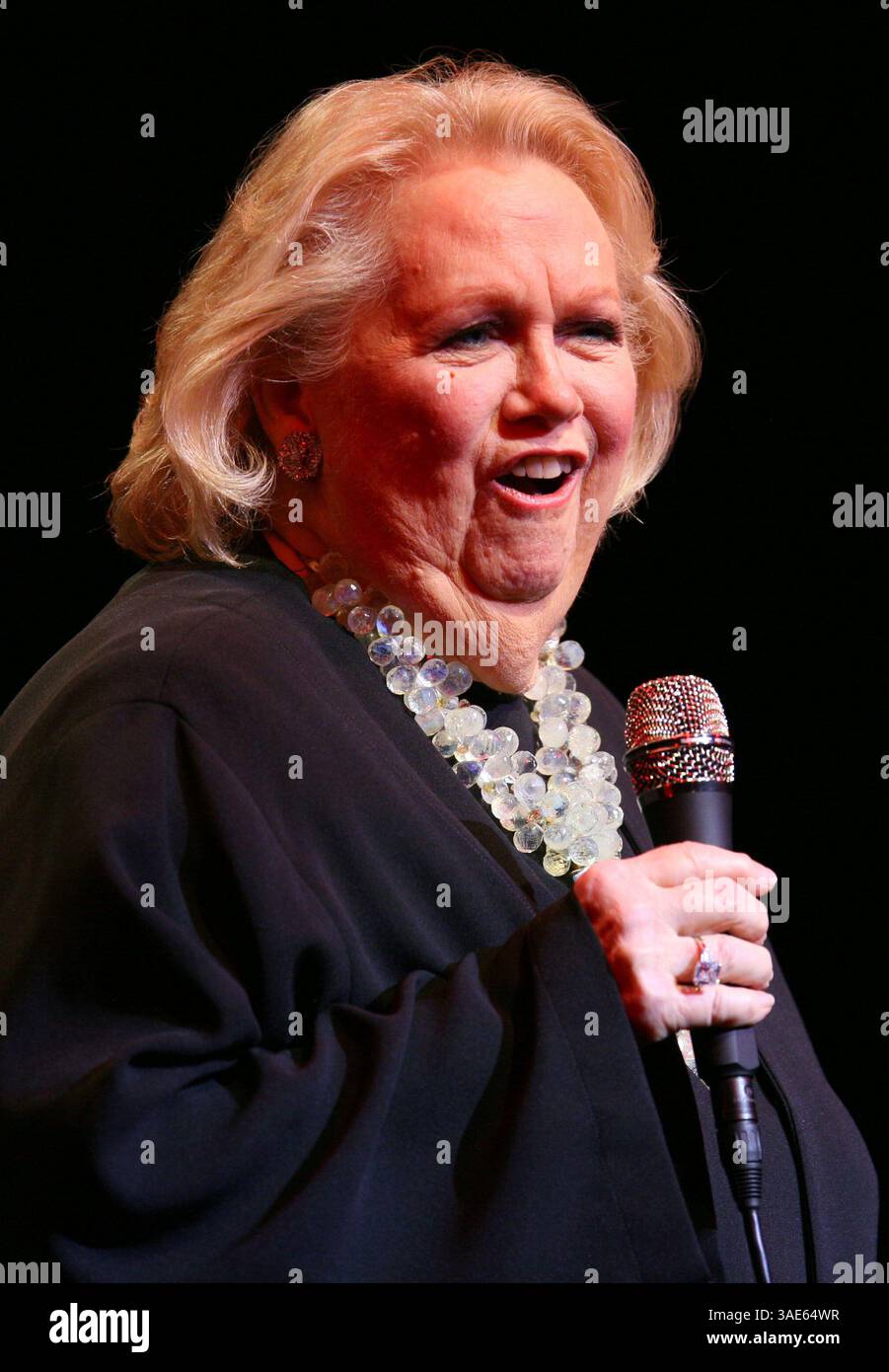 Nov 08, 2008 - Los Angeles, California, USA - Singer and actress ...