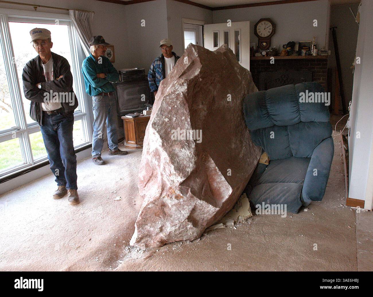 Apr 06, 2004; Glenwood Springs, CO, USA; Homeowner RON DICKMAN (CENTER ...