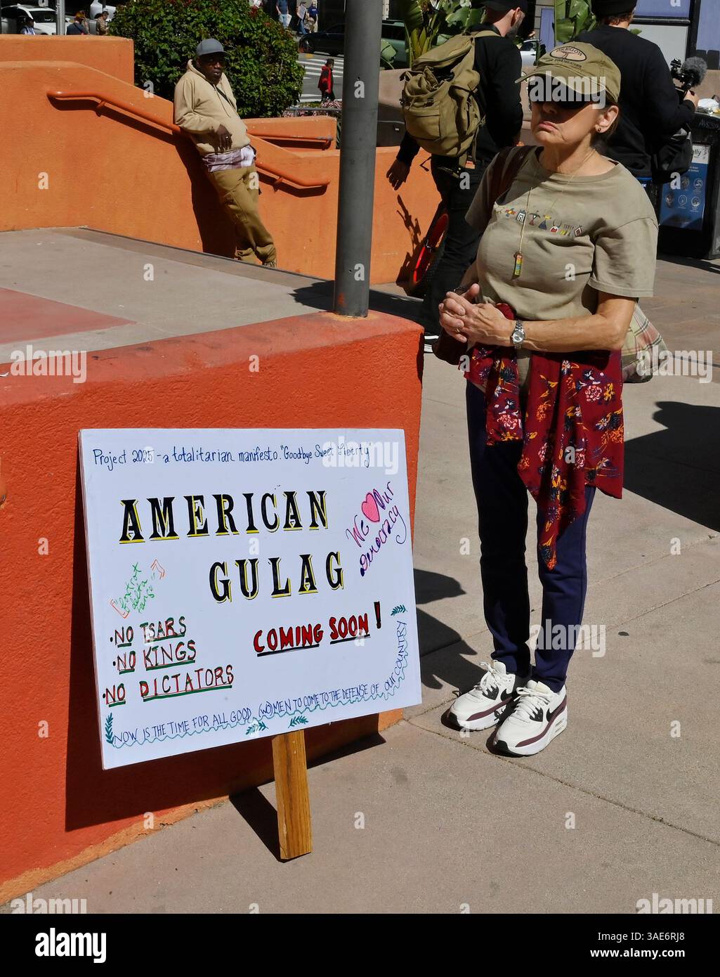 Los Angeles, United States. 05th Apr, 2025. Thousands of protesters ...