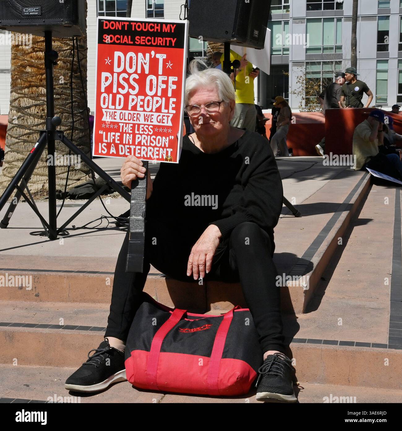 Los Angeles, United States. 05th Apr, 2025. Thousands of protesters ...