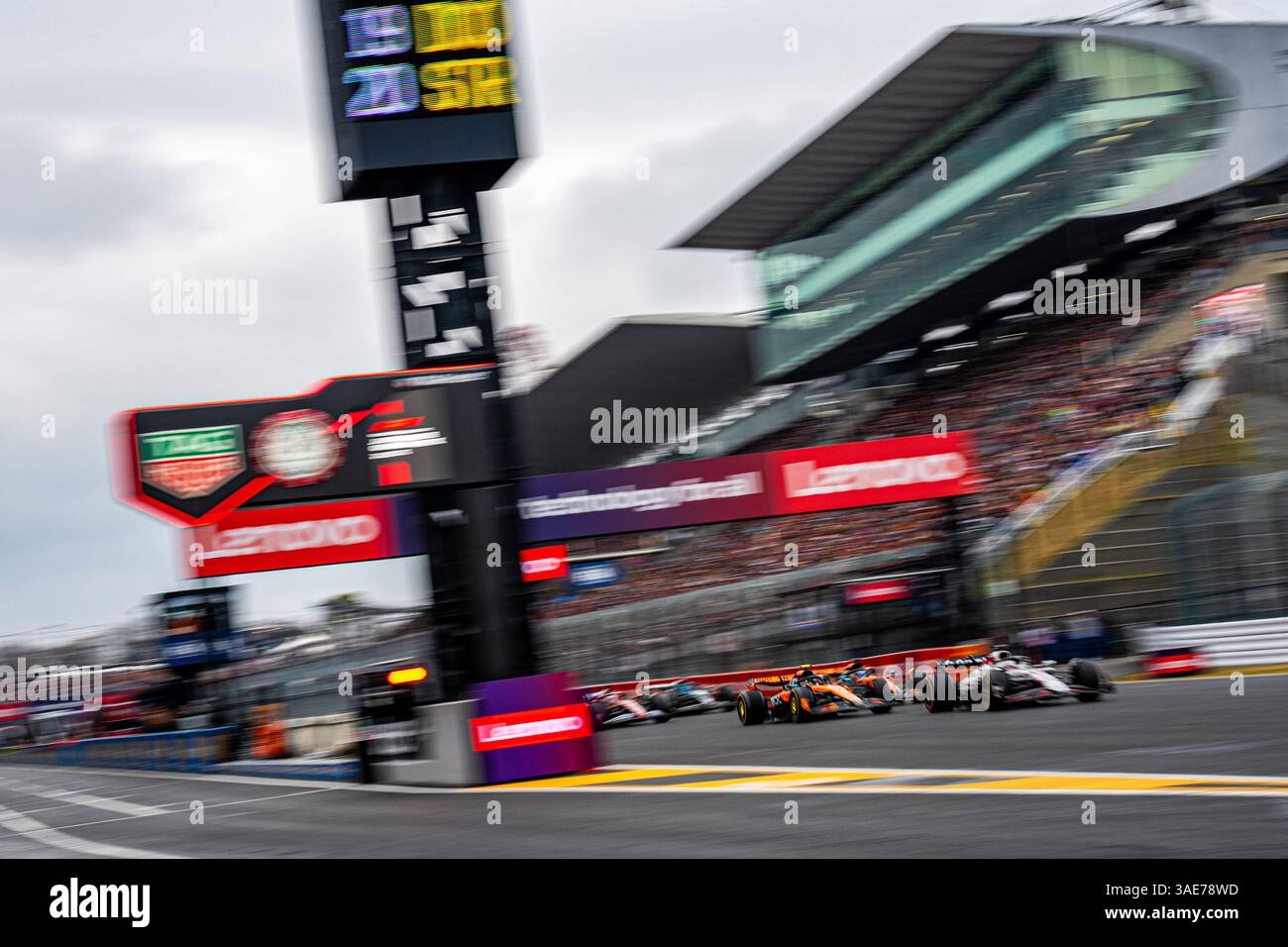Suzuka, Japan. 06th Apr, 2025. Race start during the Formula 1 Lenovo ...