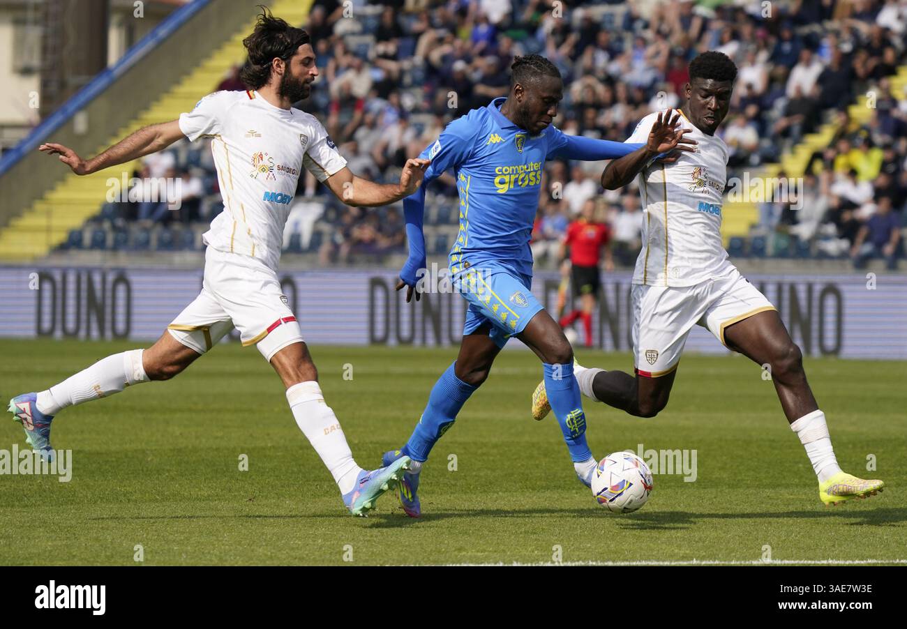 Empoli, Italia. 06th Apr, 2025. Empoli's Christian Kouame fight for the ...