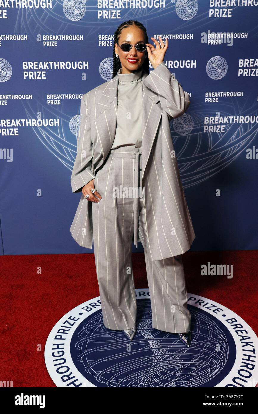 05 April 2025 - Santa Monica, California - Alicia Keys. 11th ...