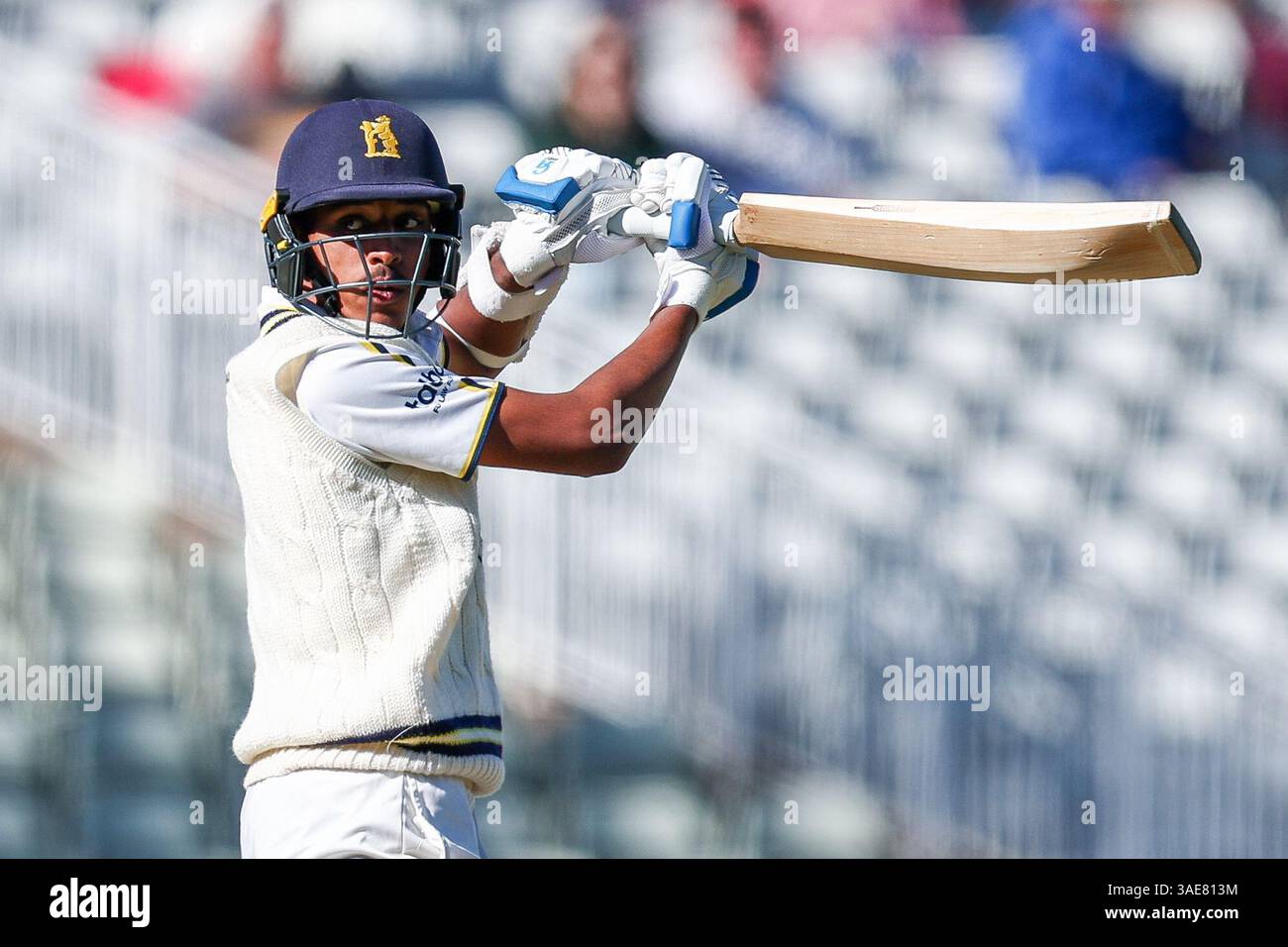 Birmingham, UK. 06th Apr, 2025. #10, Taz Ali of Warwickshire in action ...