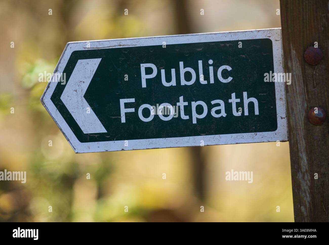 Public access route signs hi-res stock photography and images - Alamy