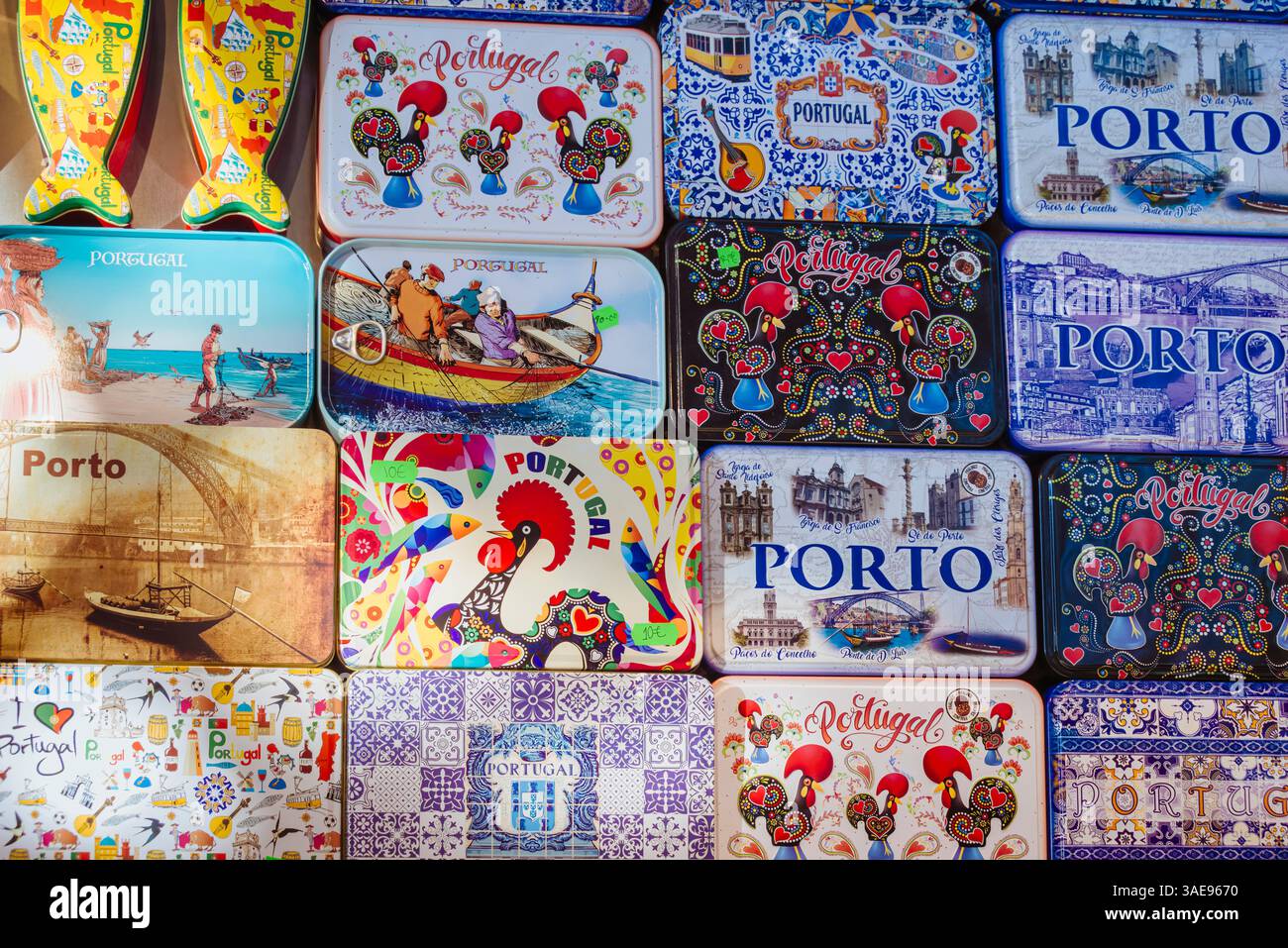 Iconic tin boxes hi-res stock photography and images - Alamy