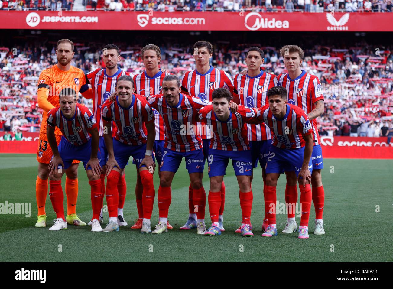 SEVILLE, SPAIN - APRIL 6, 2025: Atletico Madrid starting eleven for the ...