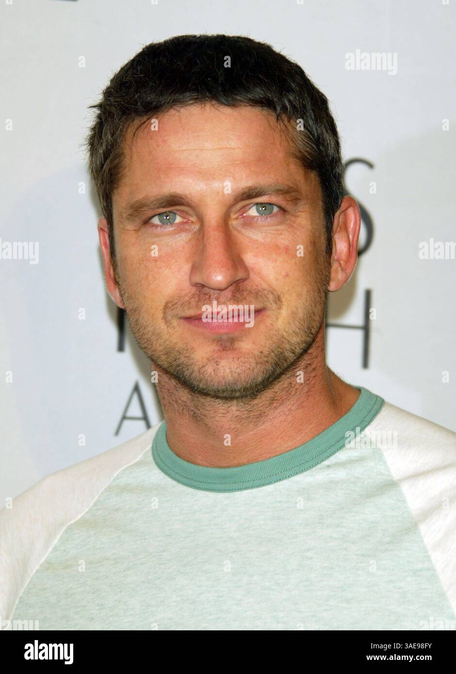Mar 25, 2005; Beverly Hills, California, USA; Actor GERARD BUTLER at ...