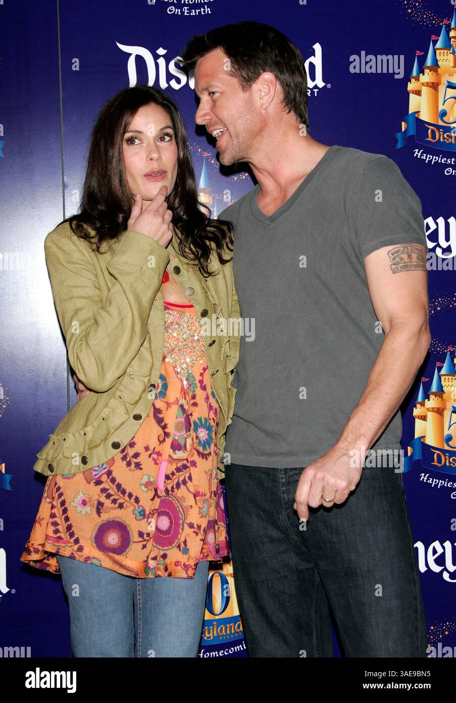May 4, 2005; Anaheim, California, USA; Actress TERI HATCHER & Actor ...