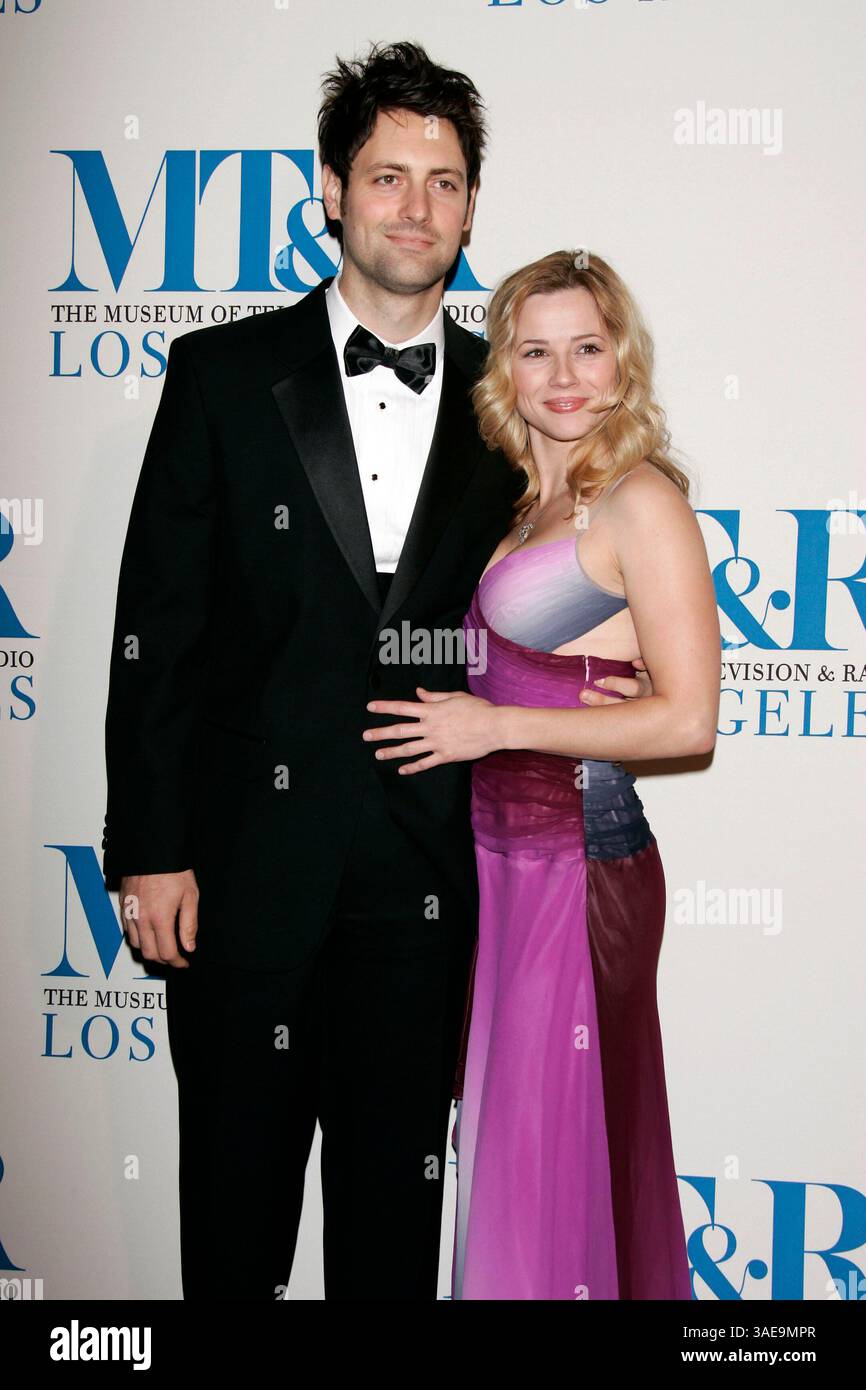 Linda cardellini nick goossen hi-res stock photography and images - Alamy