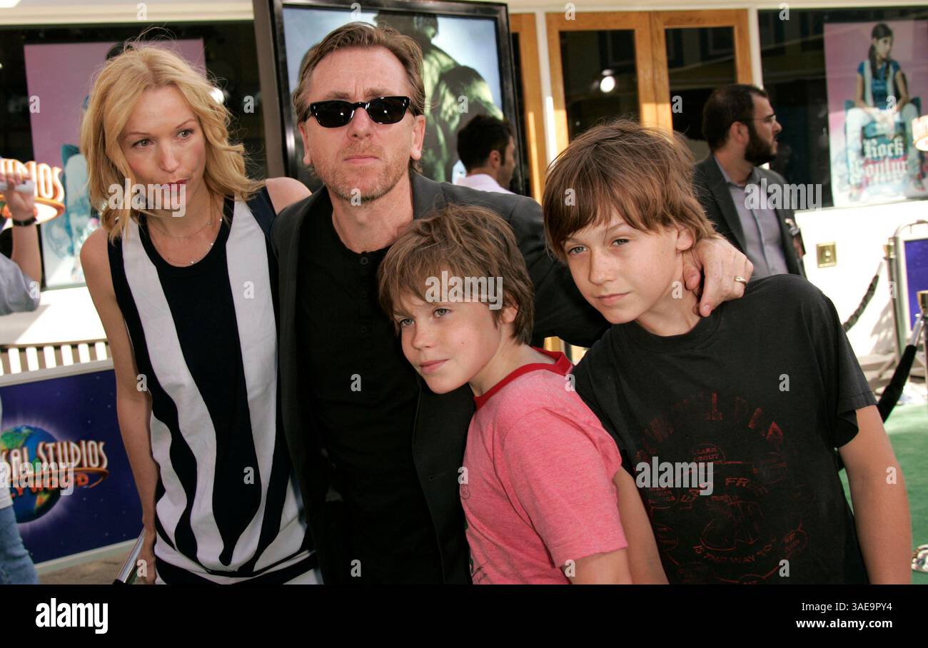 Jun 8, 2008 - Universal City, California, USA - Actor TIM ROTH & FAMILY ...