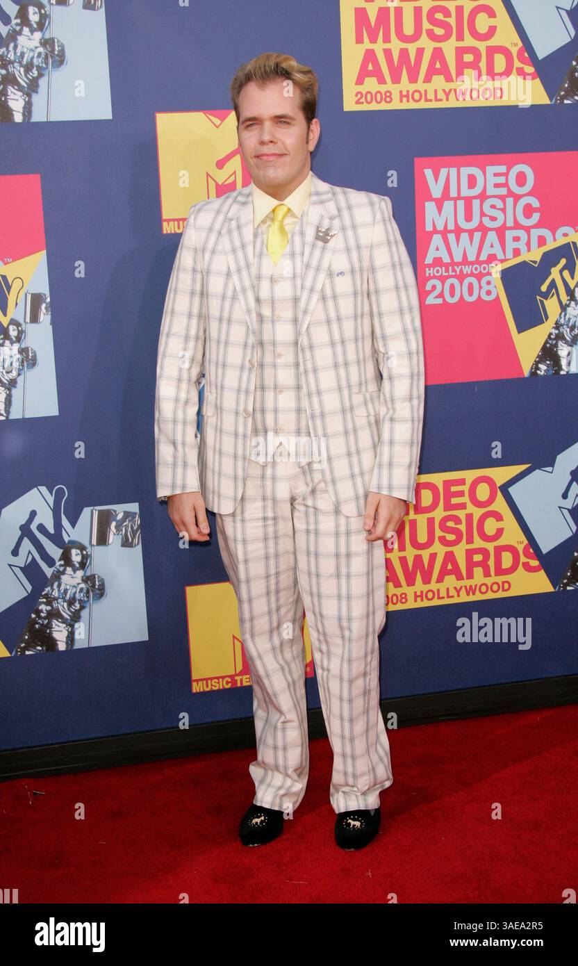 Sep 07, 2008 - Hollywood, California, USA - PEREZ HILTON arriving at ...