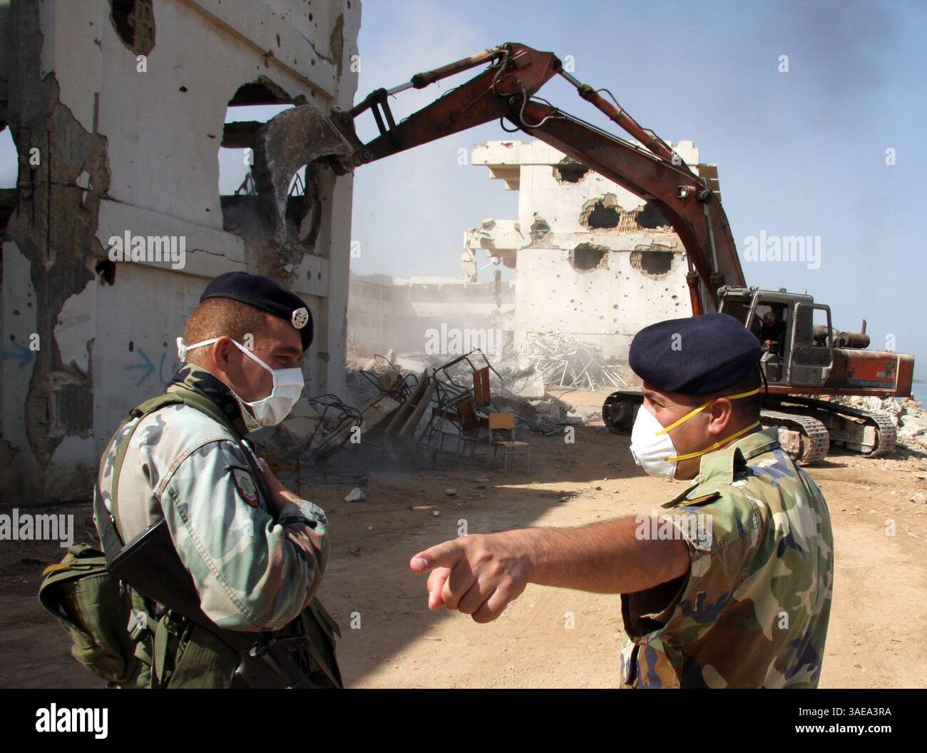May 21, 2008 - Tripoli, Lebanon - Lebanese soldiers oversee the rubble ...