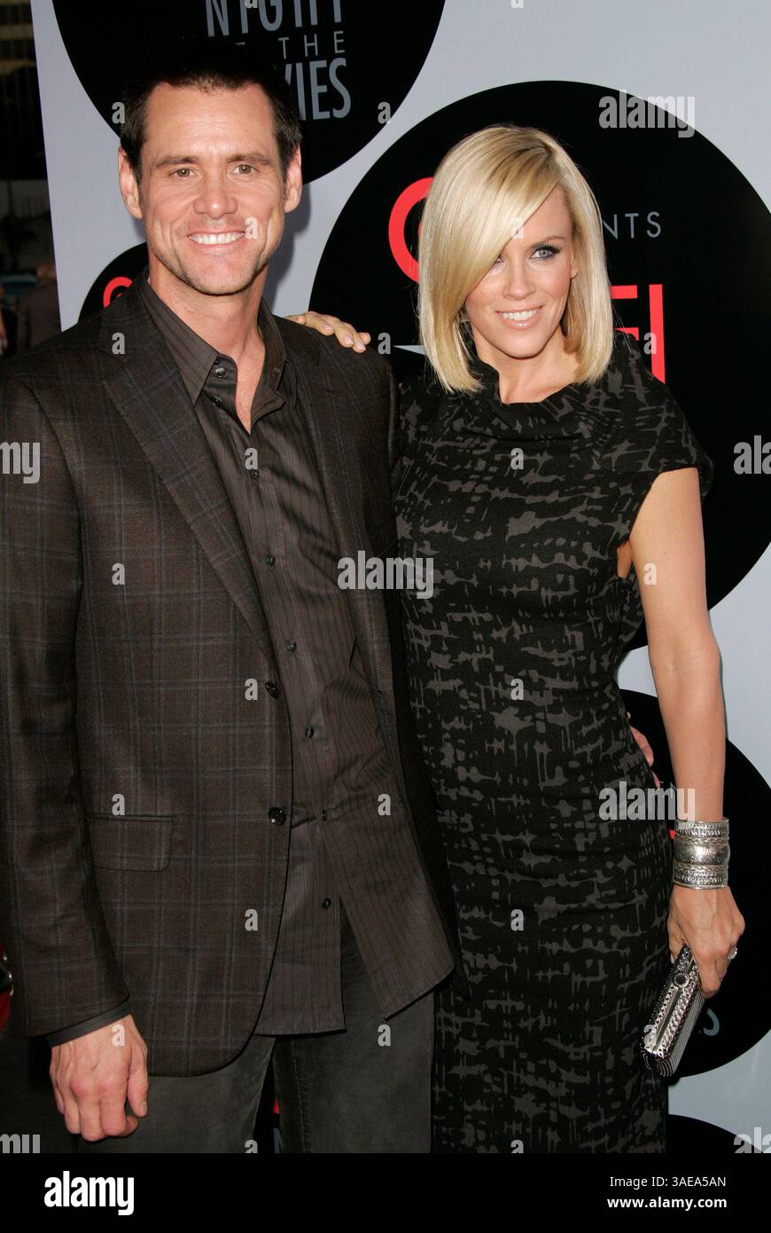 Oct 1, 2008 - Hollywood, California, USA - Actor JIM CARREY & Actress ...