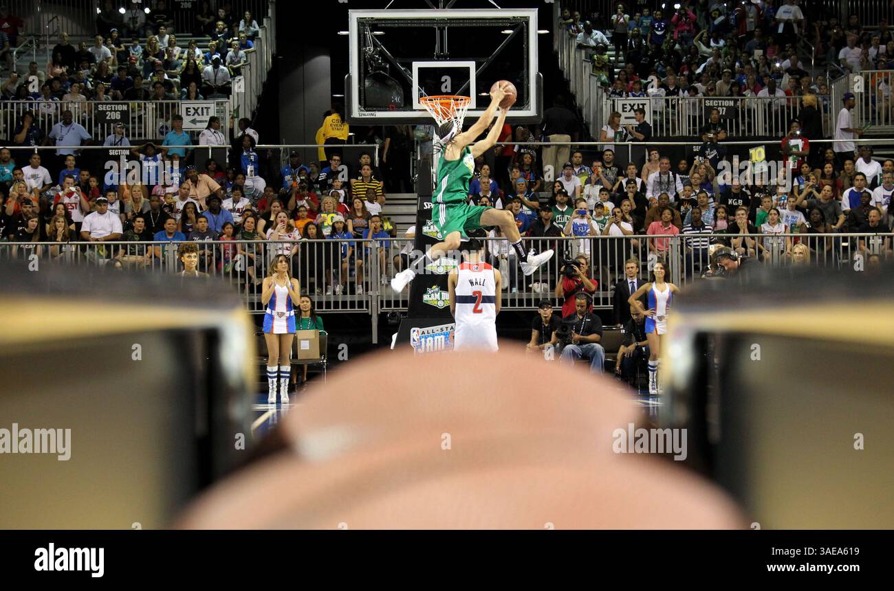 2012 nba all star dunk hi-res stock photography and images - Alamy