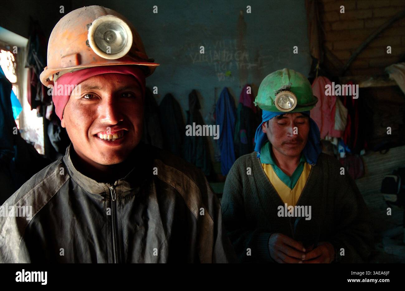 Inhilation hi-res stock photography and images - Alamy