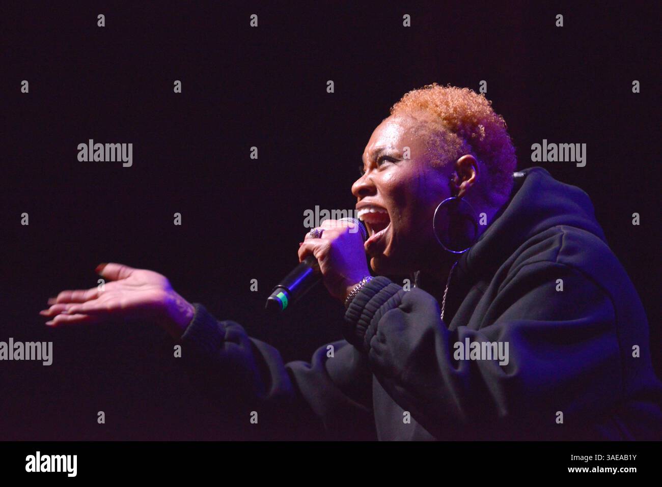 Miramar, Florida, USA. 05th Apr, 2025. Singer Tasha Cobbs in concert ...