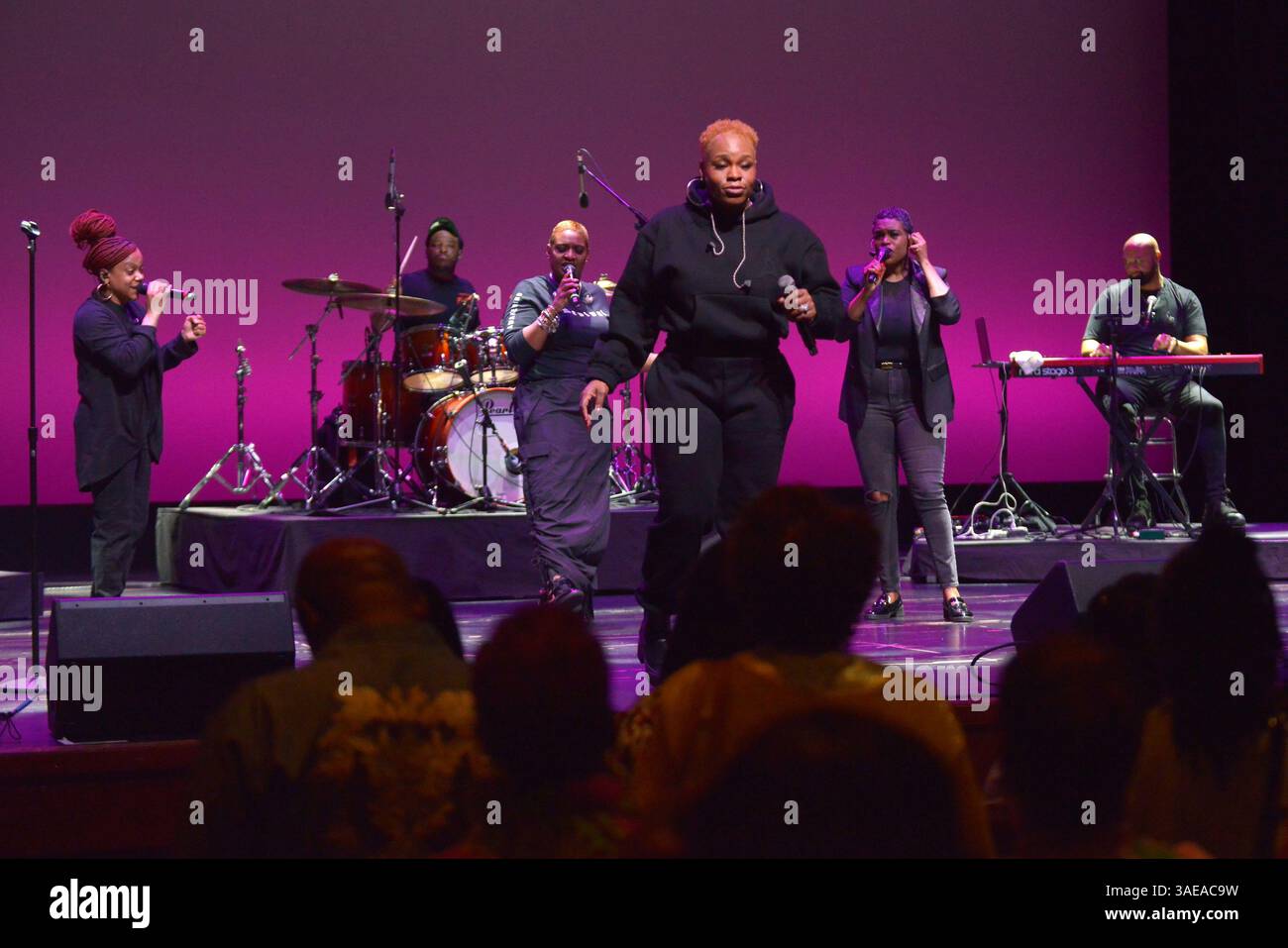 Miramar, Florida, USA. 05th Apr, 2025. Singer Tasha Cobbs in concert ...