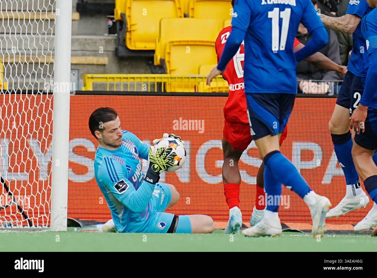 Farum, Denmark. 06th Apr, 2025. FC Nordsjaelland moeder FC Koebenhavn i ...
