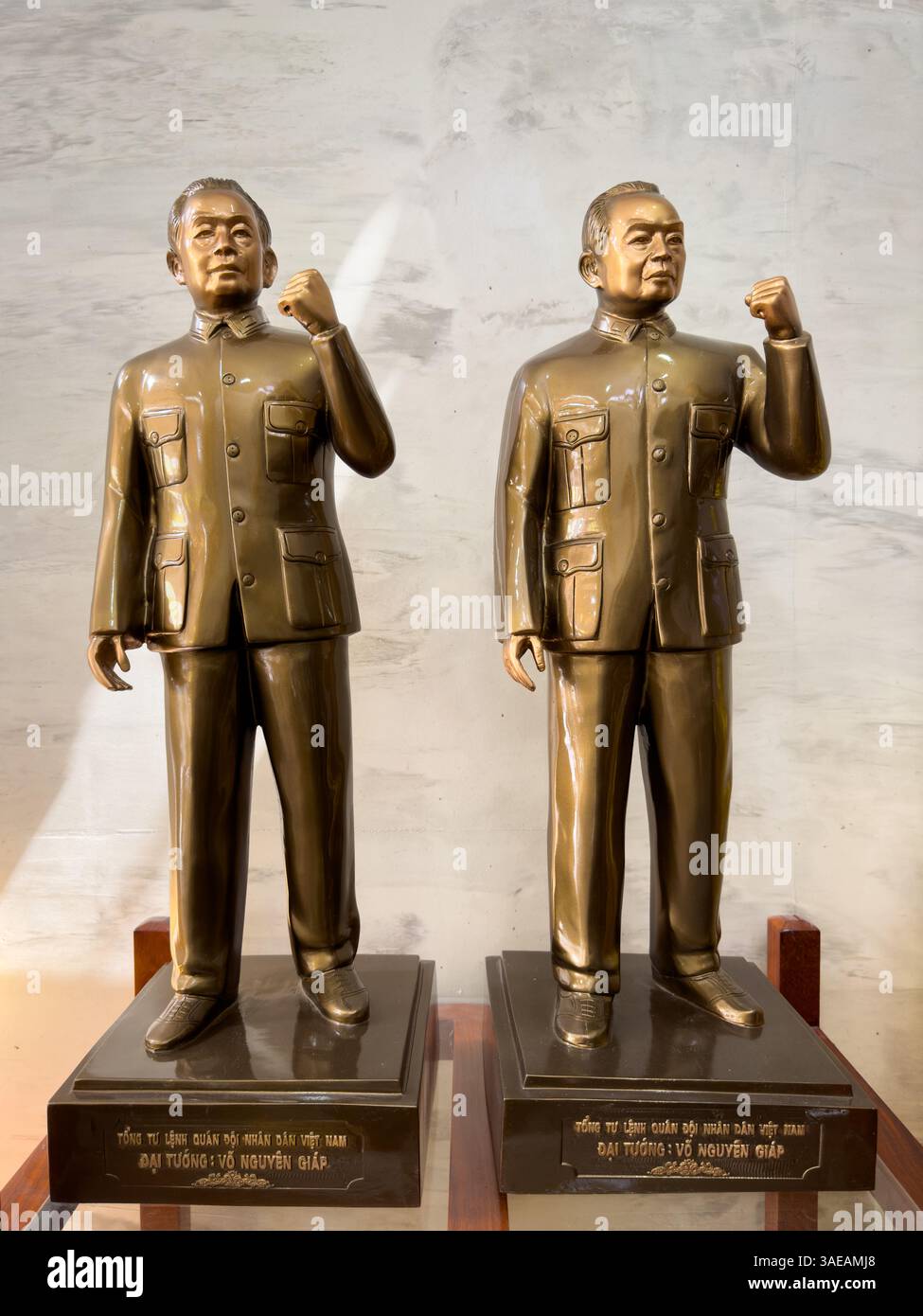 A large brass bust of famed Vietnamese Army General Vo Nguyen Giap ...