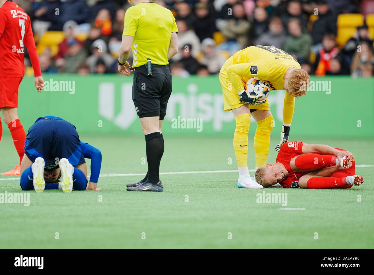 Farum, Denmark. 06th Apr, 2025. FC Nordsjaelland moeder FC Koebenhavn i ...