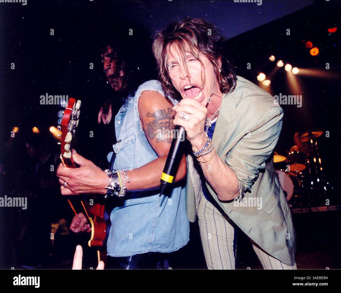 Apr 29, 2002; West Hollywood, CA, USA; Aerosmith singer STEVEN TYLER ...