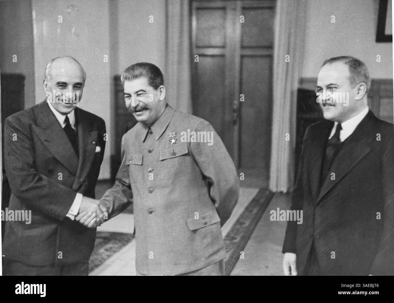 Joseph stalin 1922 hi-res stock photography and images - Alamy