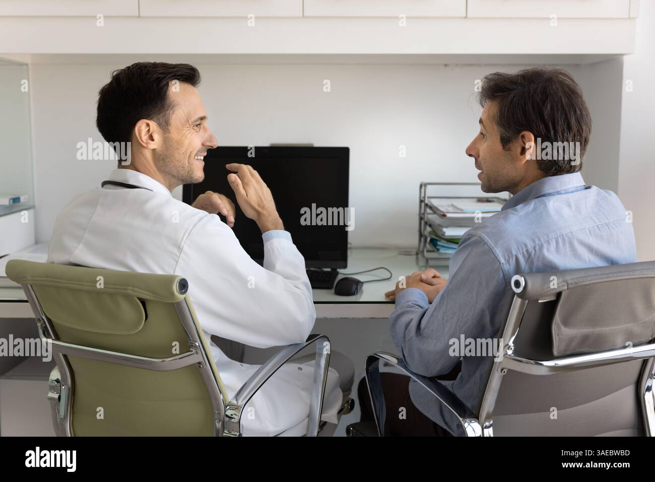 Medical interaction hi-res stock photography and images - Alamy