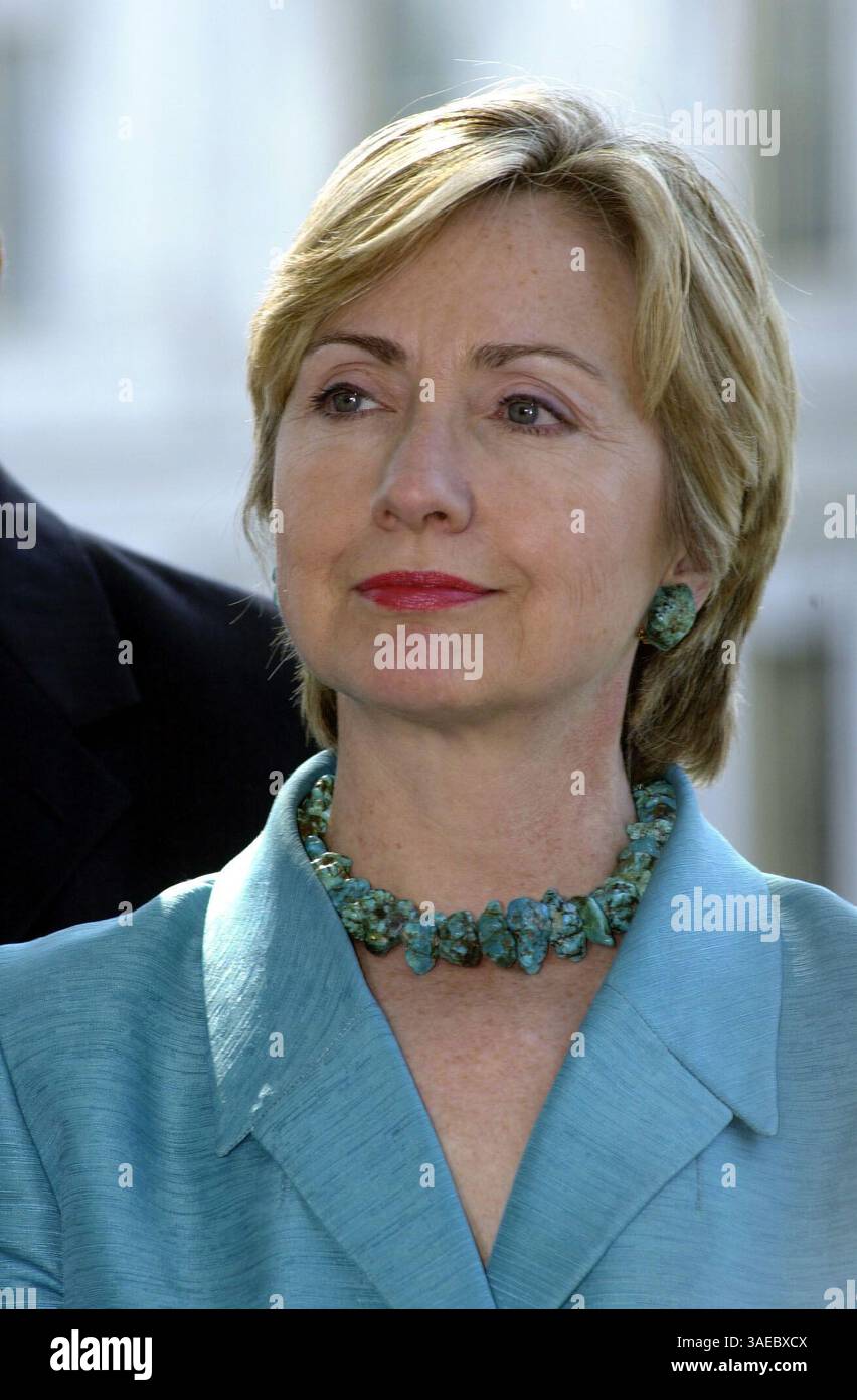 Flagpresent hi-res stock photography and images - Alamy