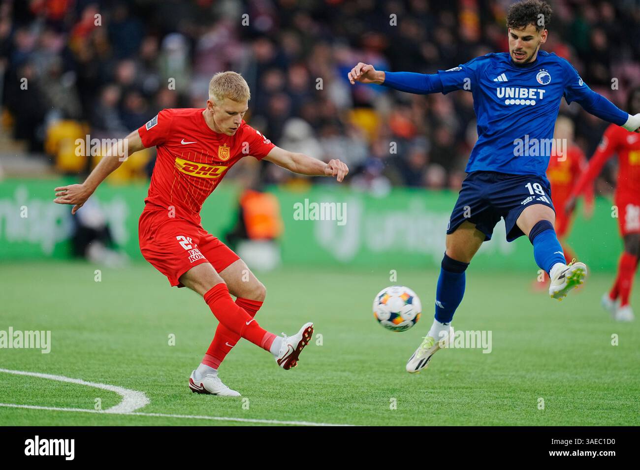Farum, Denmark. 06th Apr, 2025. FC Nordsjaelland moeder FC Koebenhavn i ...