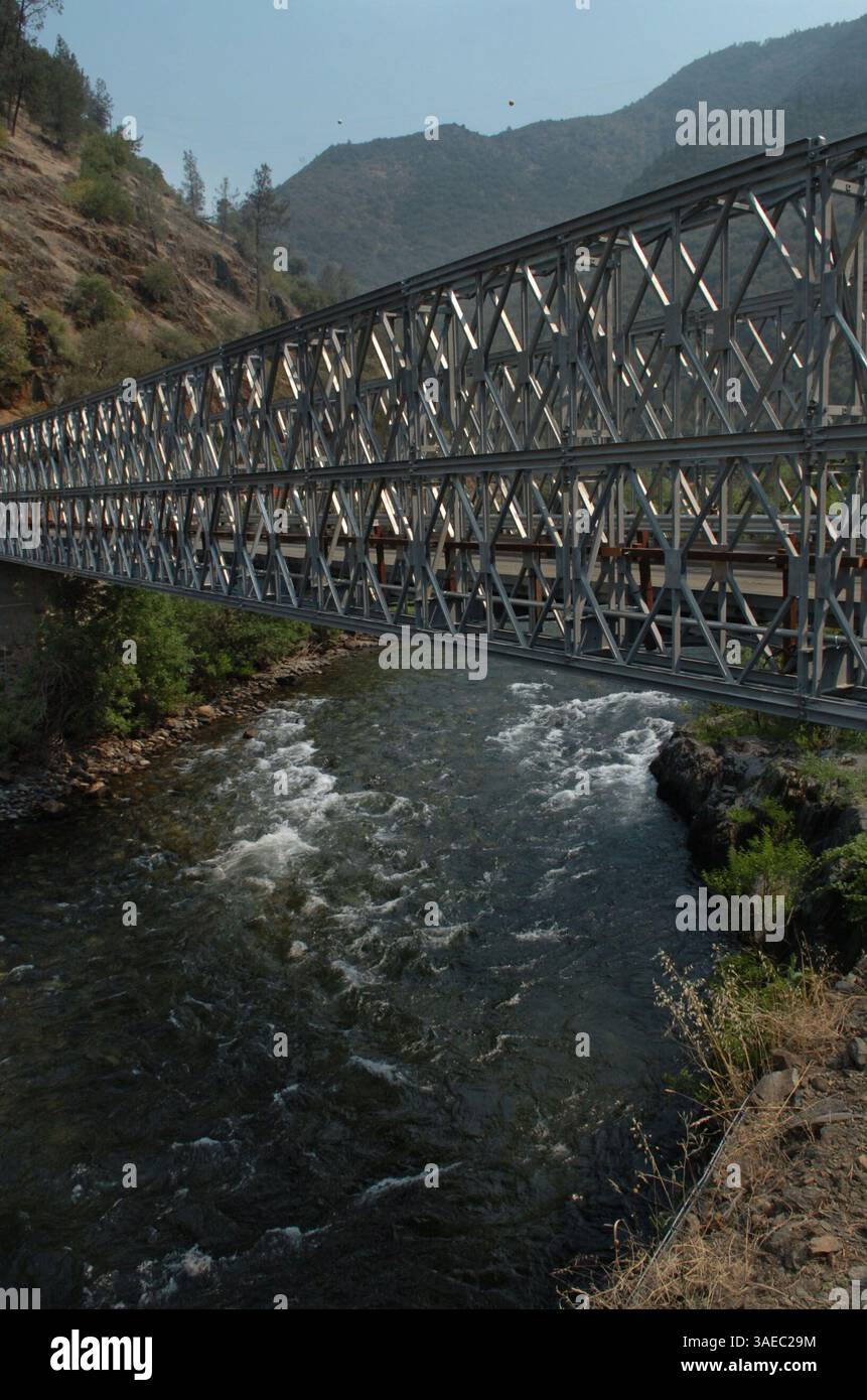 Highway bridge merced river hi-res stock photography and images - Alamy
