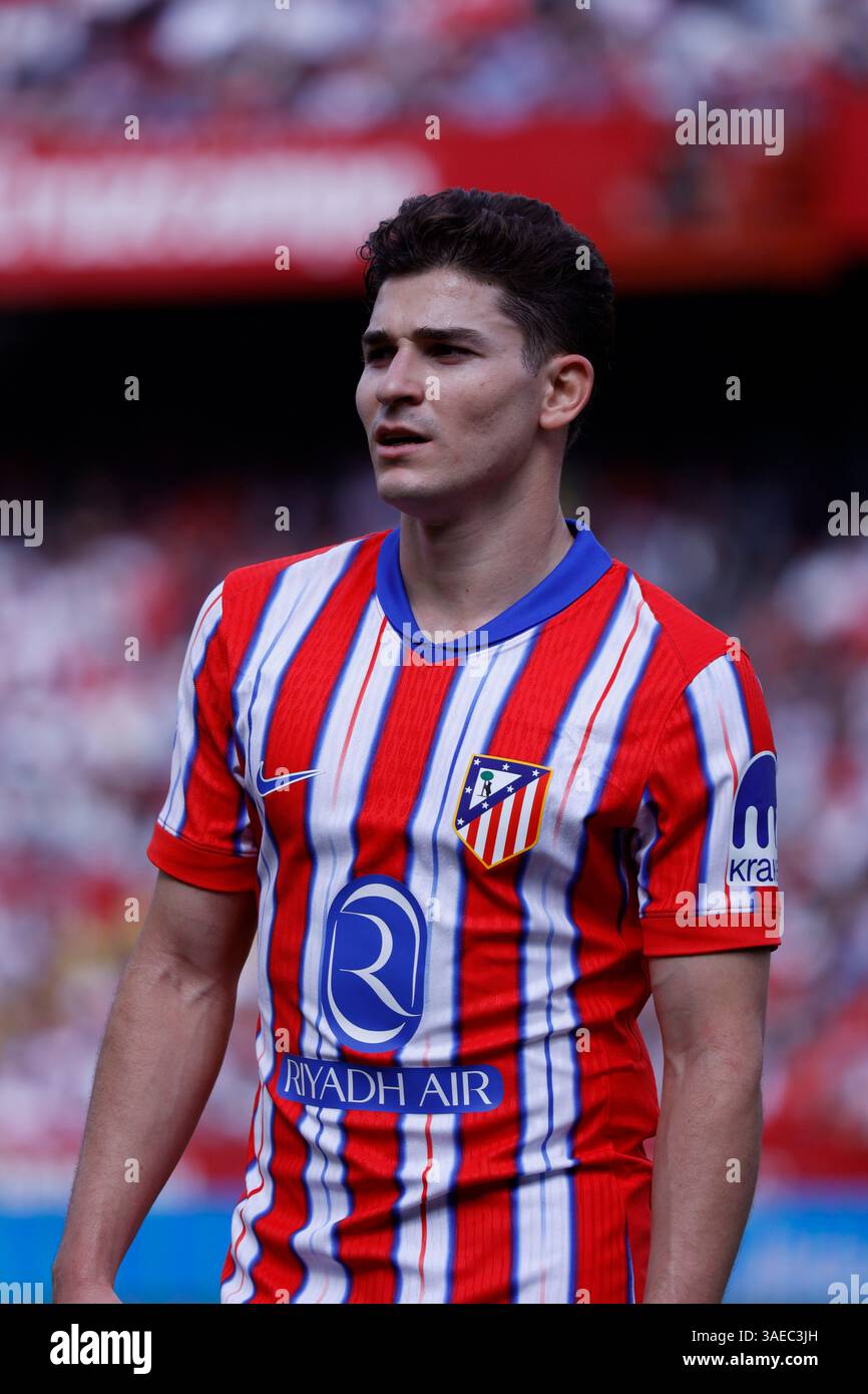 Julian alvarez atletico madrid 2025 hi-res stock photography and images - Alamy