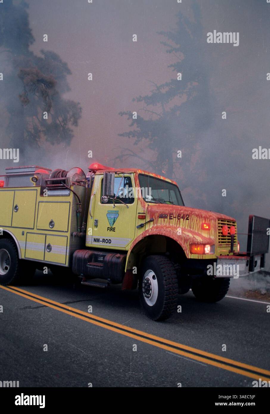 Oct 28, 2003; Running Springs, California, USA; CALIFORNIA WILDFIRES ...